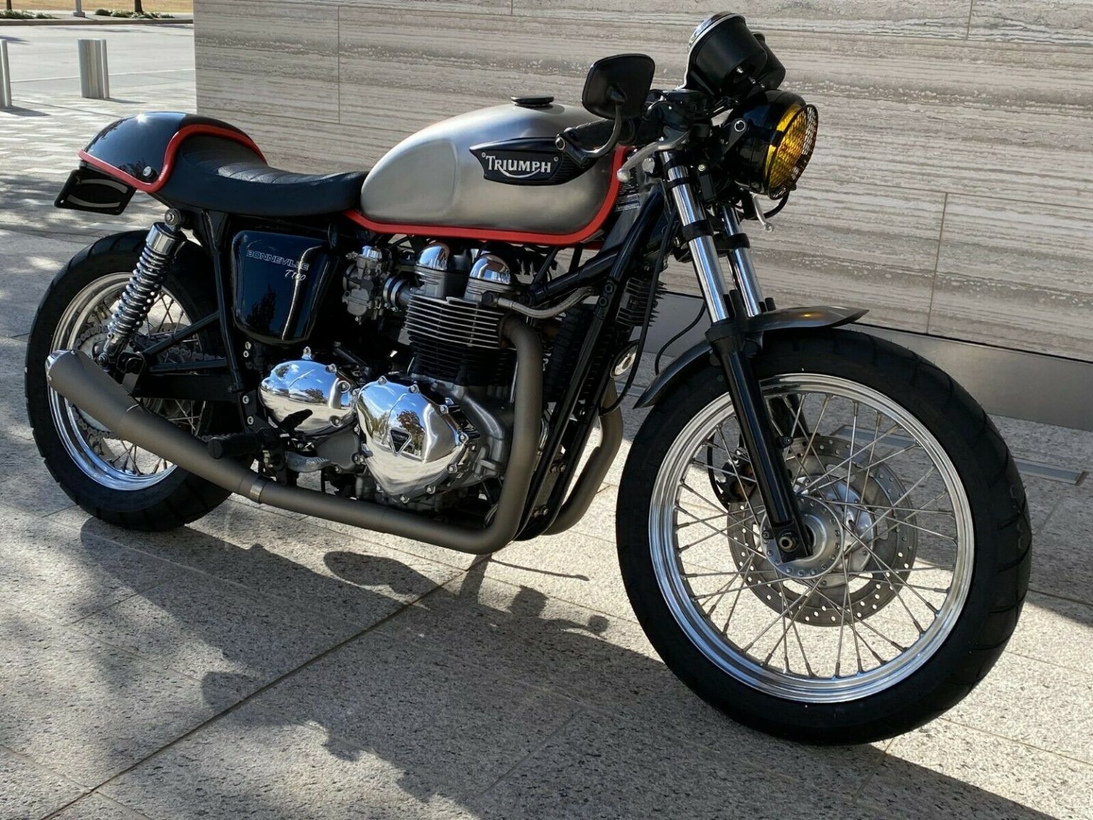 2004 Triumph Bonneville T100 Café Racer for sale